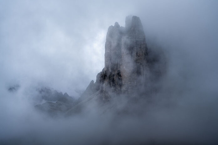 Fog Photography Tips: How to Capture Stunning Misty Landscapes ...